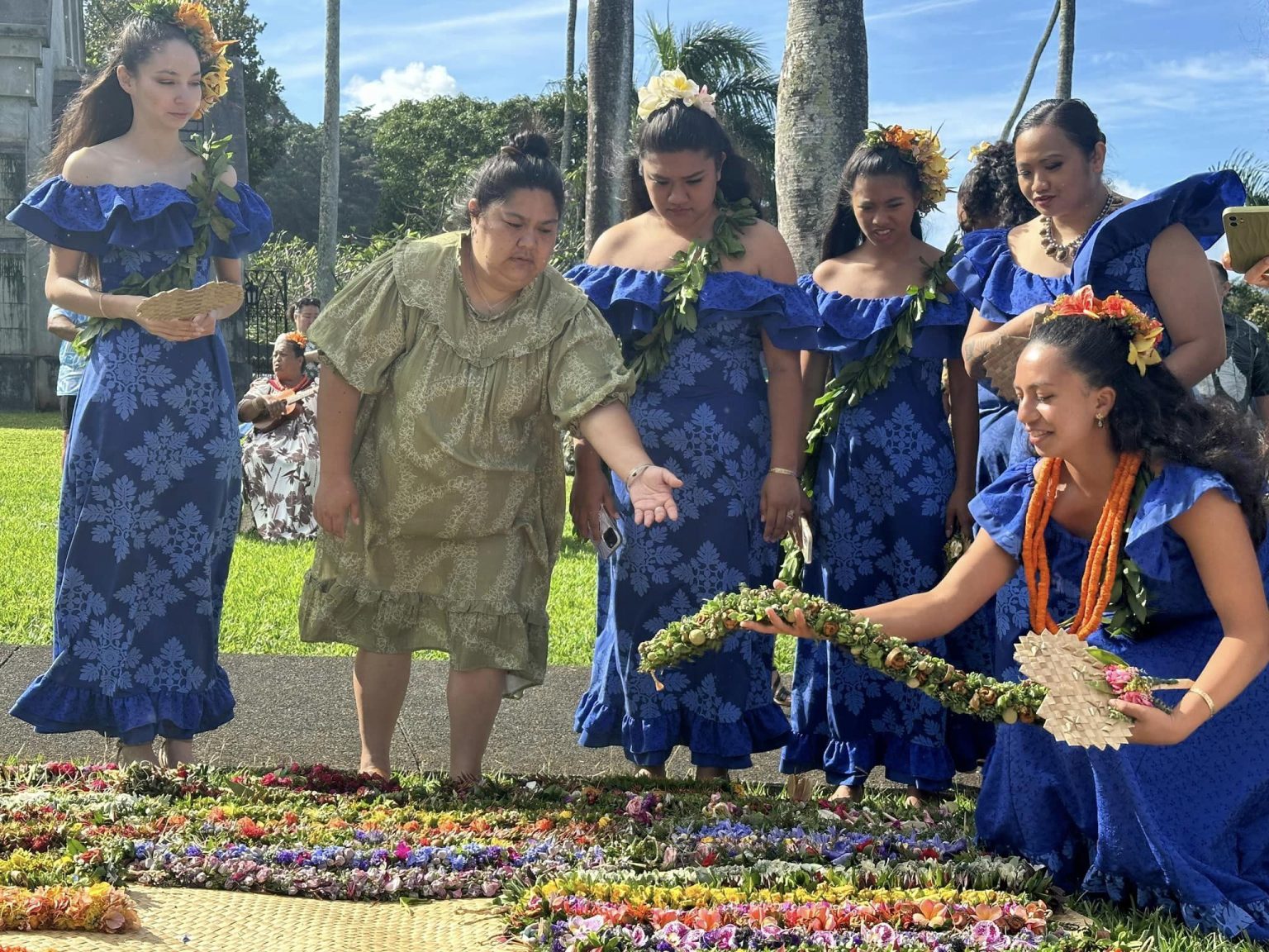 96th Lei Day Celebration: Komo mai kāu māpuna hoe – Mayor’s Office of ...